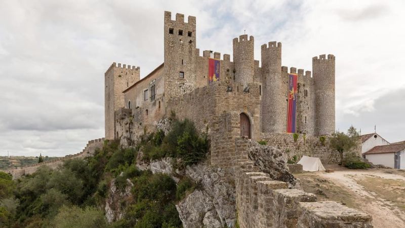 Obidos Castle: Walking through the Cobblestone Streets - CaramelTrail
