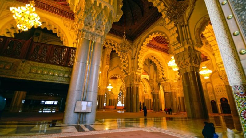 Visit Hassan II Mosque & Notre Dame de Lourdes in Casablanca